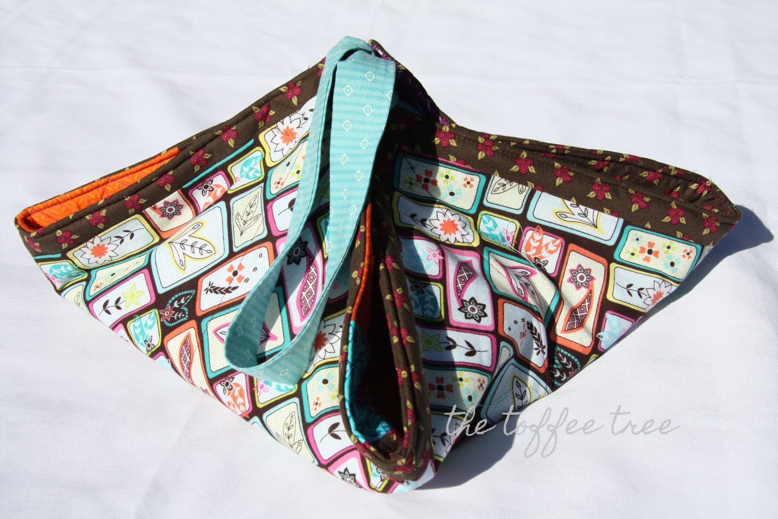 A Bag to Keep Scones Warm