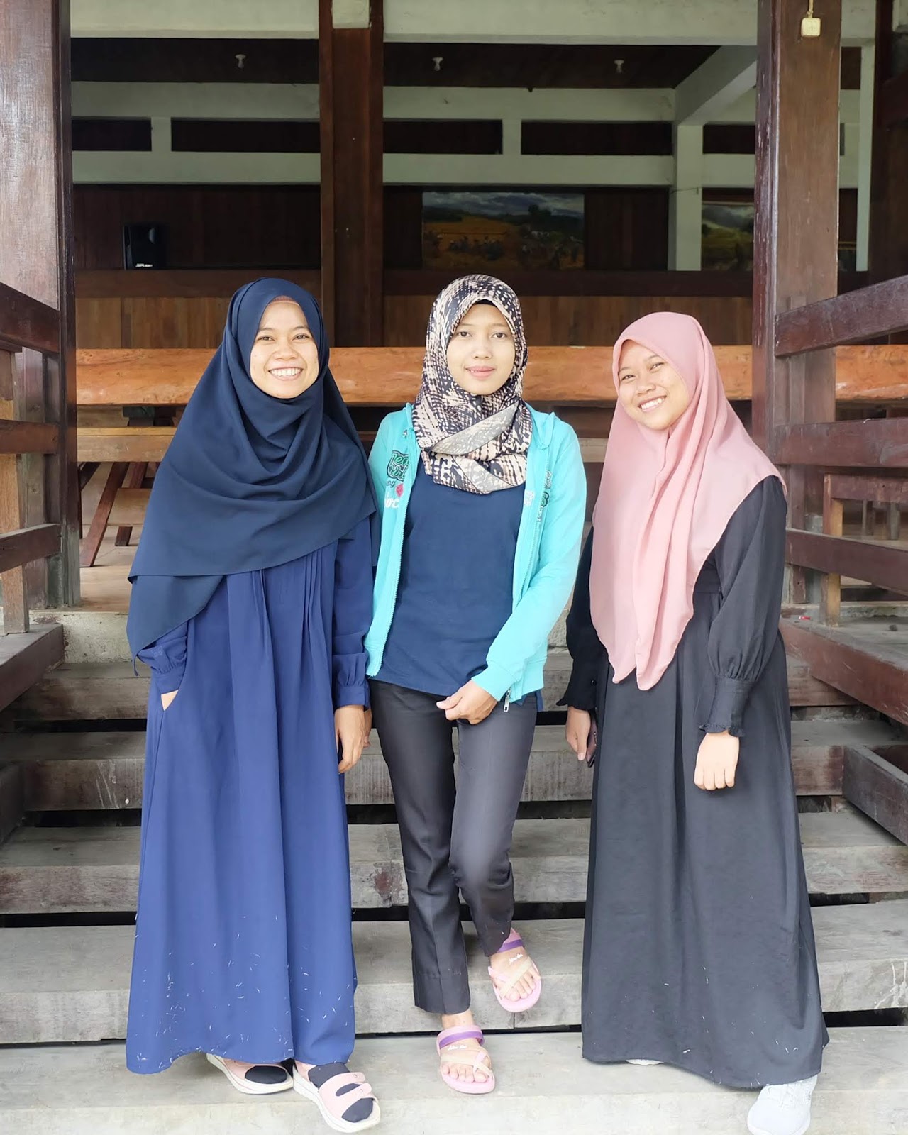 Cerita Kenanga: Rumah Makan Sendang Raos; Makanan Enak di Trawas Mojokerto