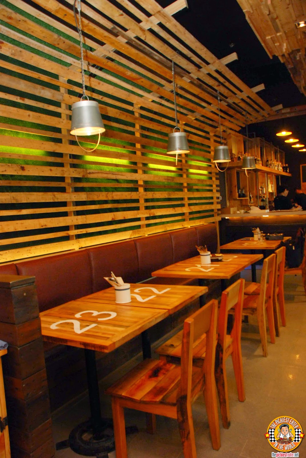 THE PICKIEST EATER IN THE WORLD: HANGING OUT AT BACKYARD KITCHEN + BREW