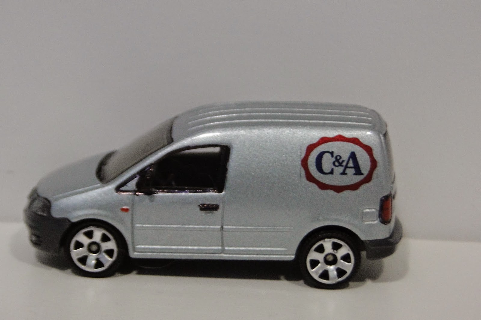 3inchDiecastBliss: Matchbox VW Caddy - The Customs