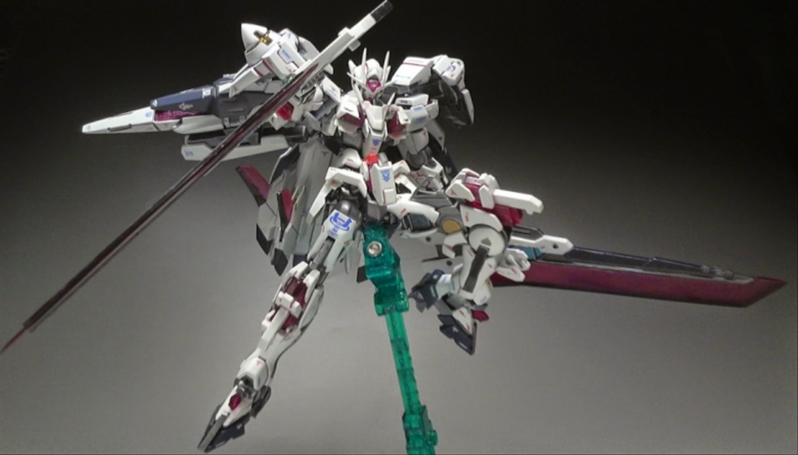 Custom Build: HG 1/144 XN Raiser Seven Sword "Limited Raiser"