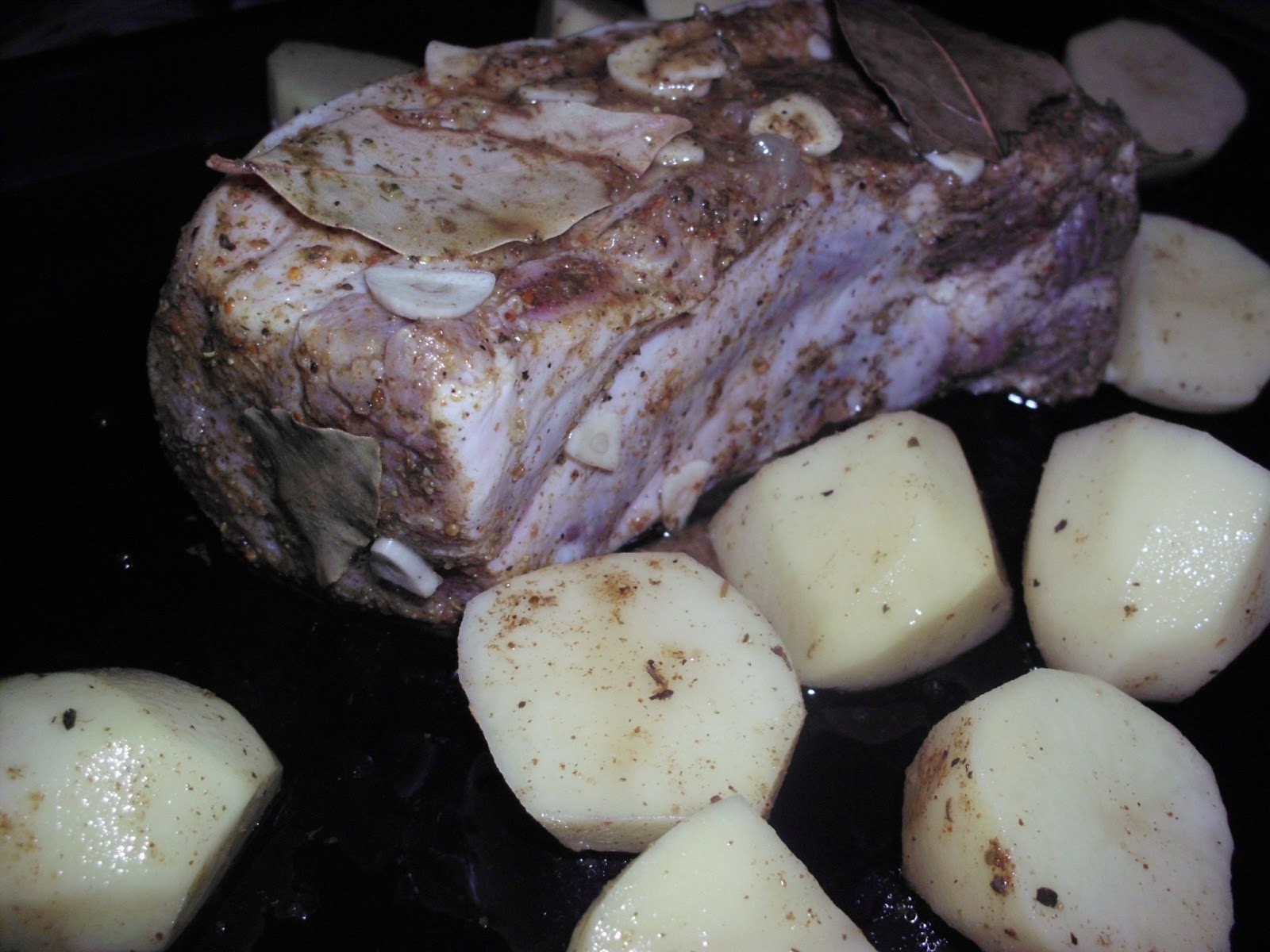 Emi receptai: Orkaitėje kepta šoninė