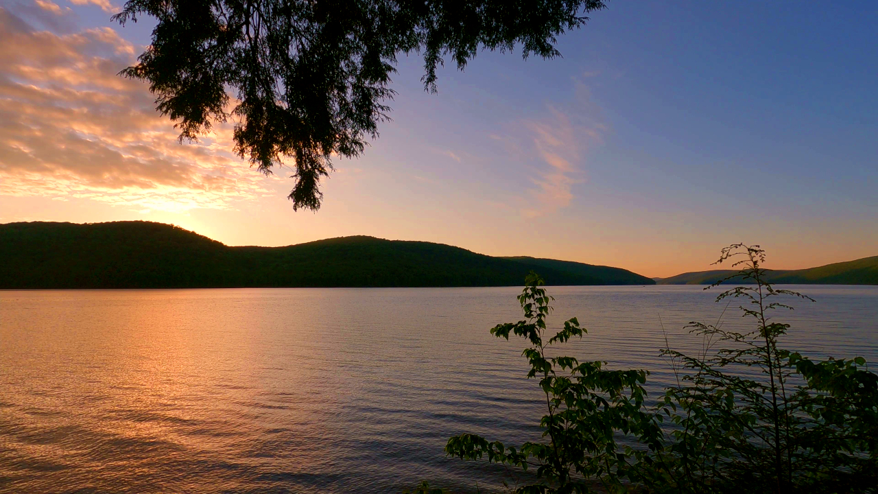 Hiking Allegheny National Forest - [Tracy Ridge Trail System]