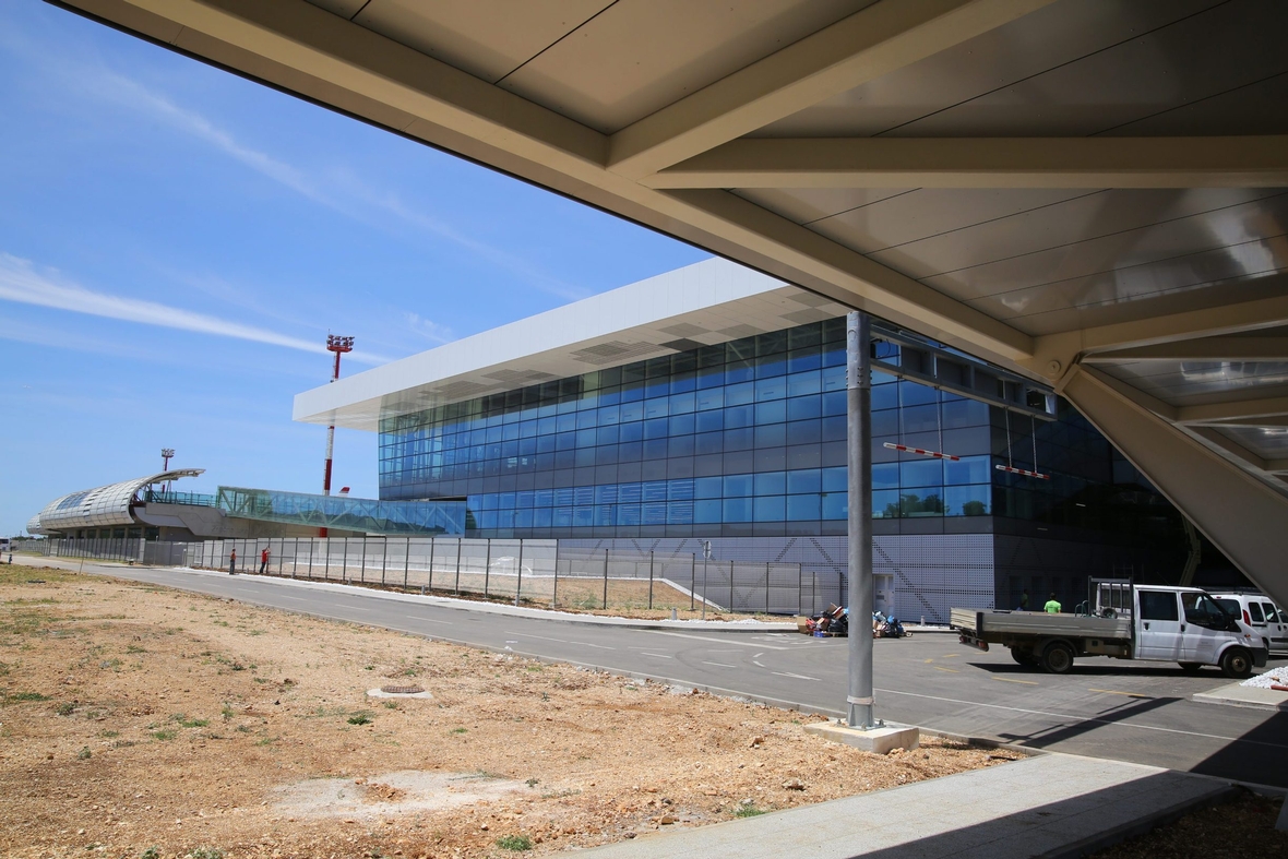 Split Airport opens new terminal