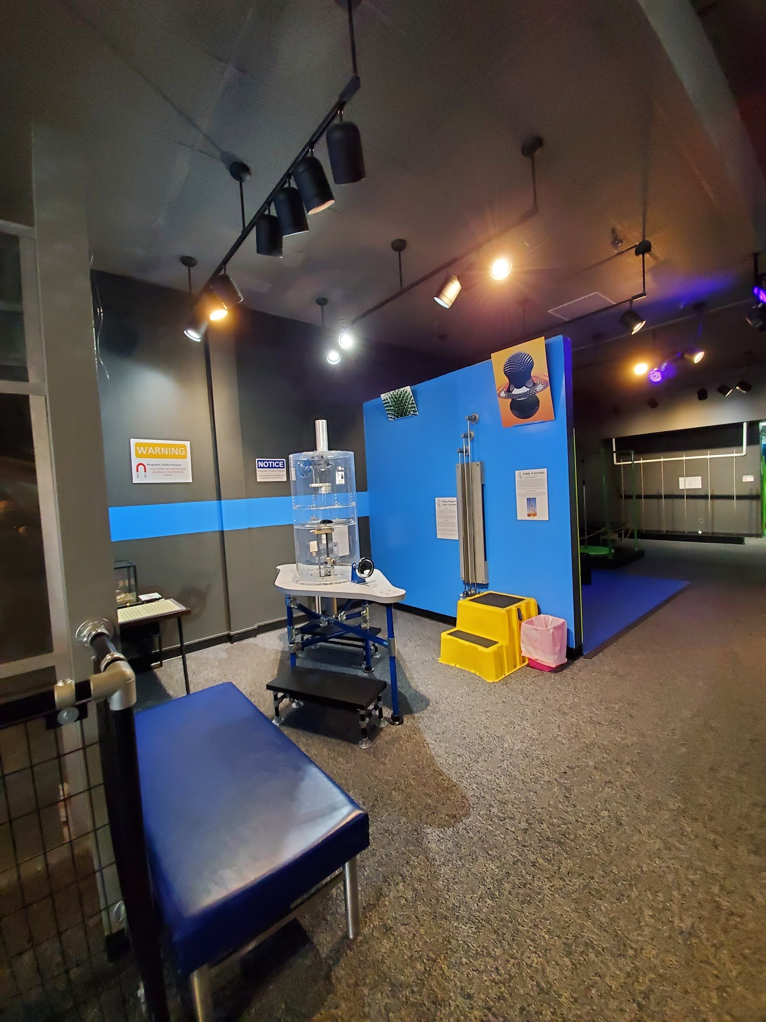 Play St. Louis: Myseum, Town and Country