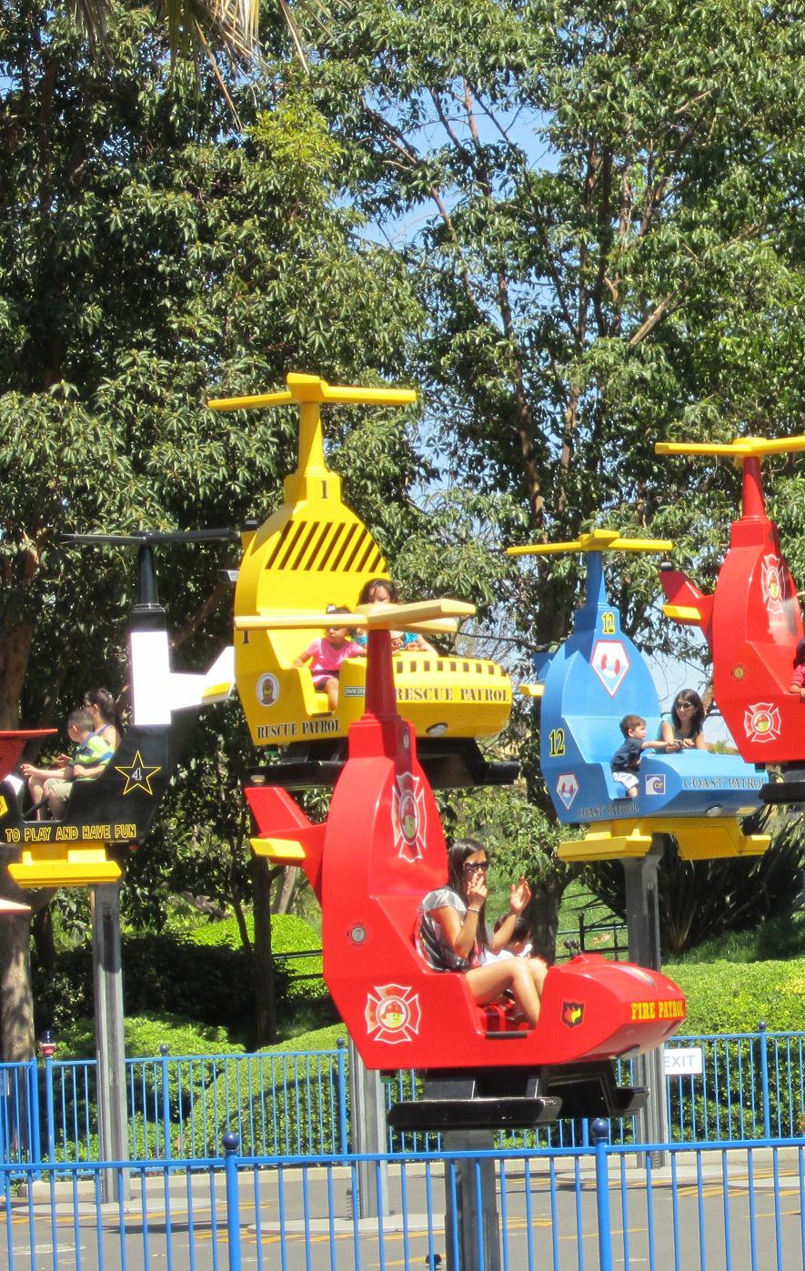 Legoland and primitive hooked rugs ~ Back to Larkrise: Primitive rug ...