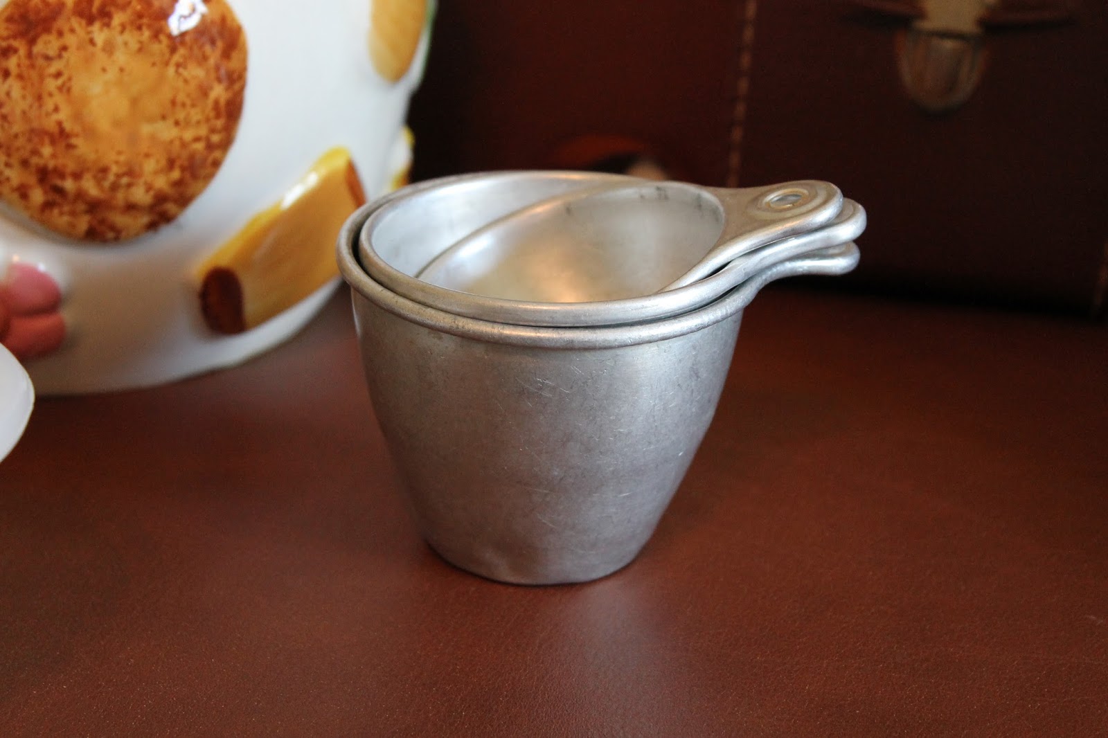 Simple Things, Sweet Life: 70 Booth Rummage Sale? Bliss!!