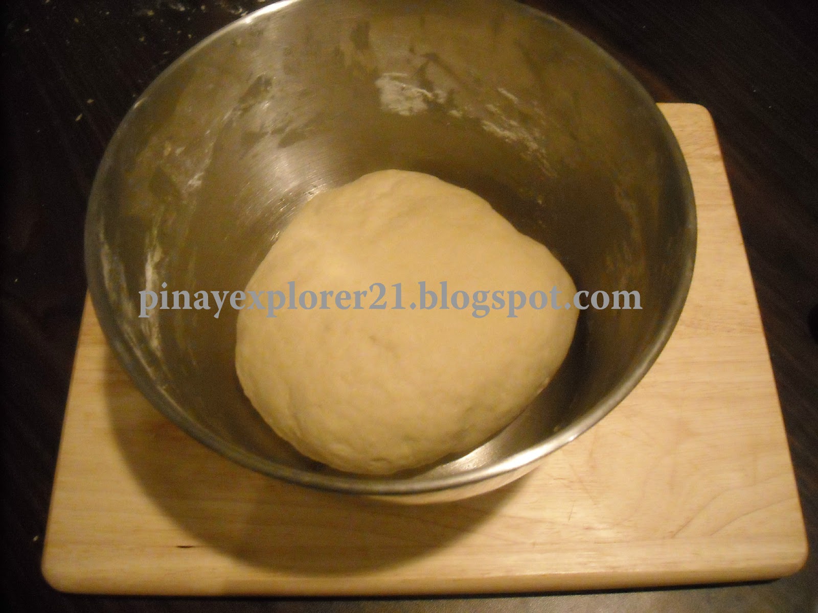The Sweet Cuisinera: Monggo Bread ( Pan de Monggo )