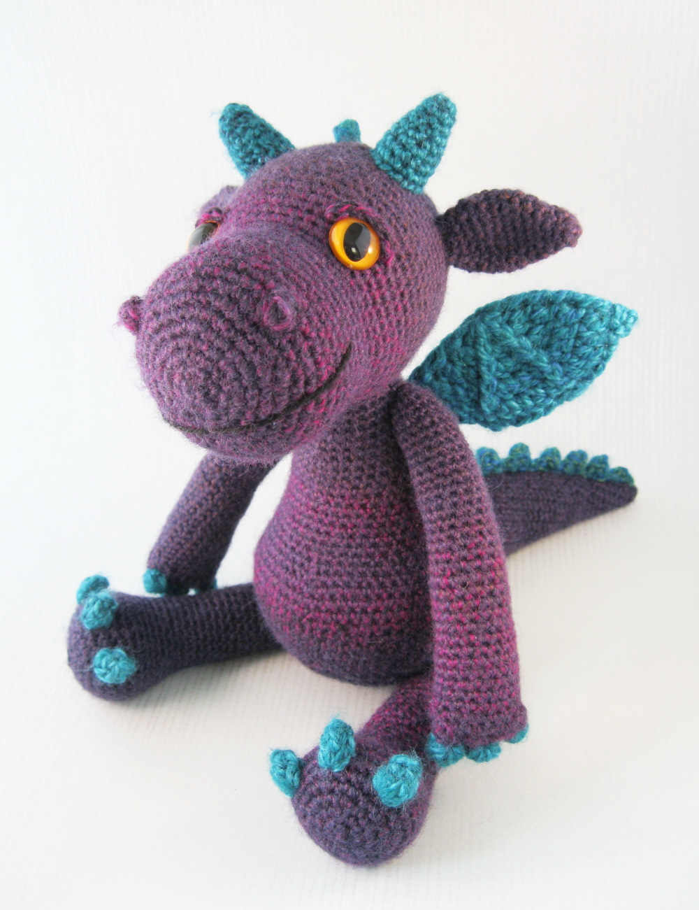 LucyRavenscar - Crochet Creatures: Cuddly Dragon Amigurumi Pattern