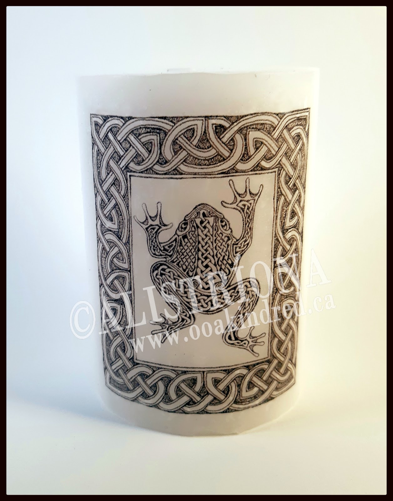 oOaKindred Studios: It's a GIVE-AWAY!!