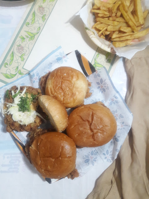 Zinger Burger Recipe - Yummy Traditional