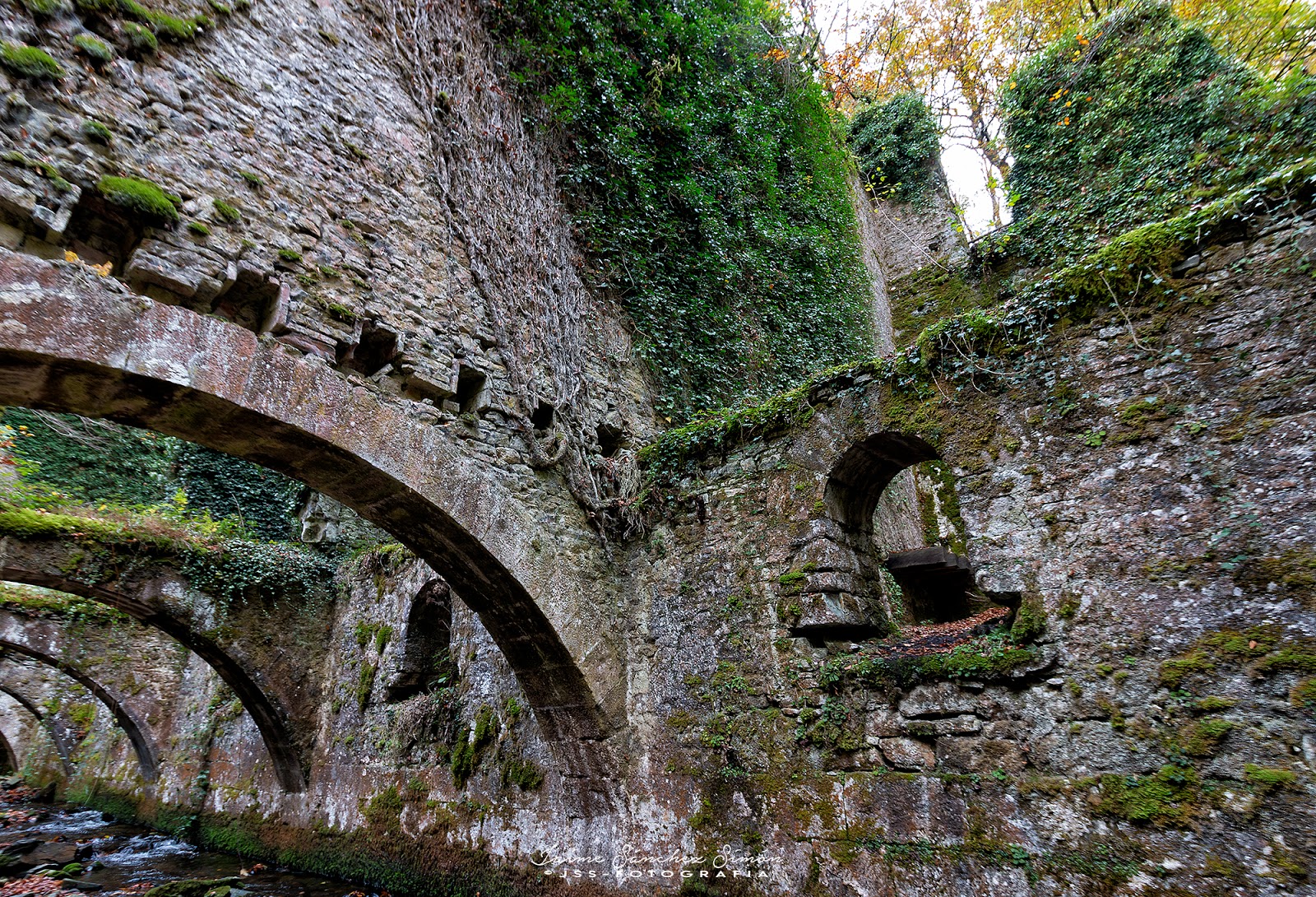 Jaime Sánchez Simón - JSS FOTOGRAFIA: FABRICA DE ARMAS DE EUGI (NAVARRA).