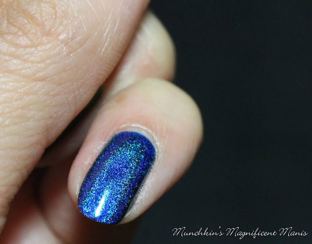 Munchkin’s Magnificent Manis: Holo Taco Rainbow Collection