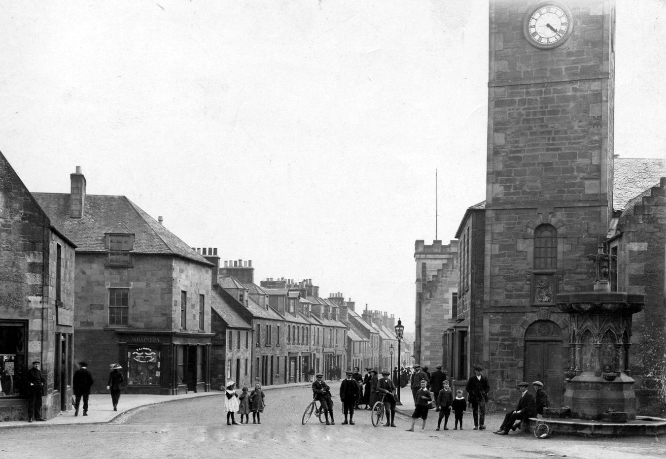 Tour Scotland: Old Photograph High Street And Steeple Clock Kinross ...