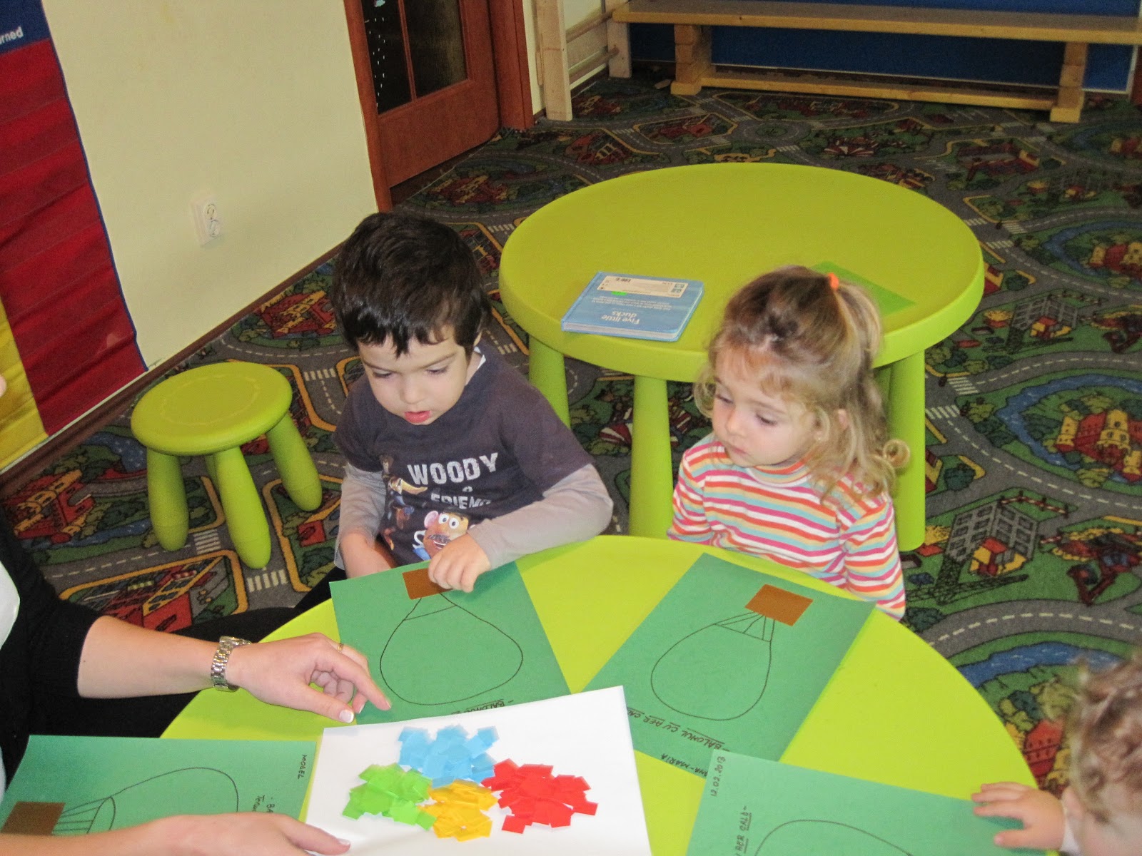 Gradinita Yuki: Program zilnic grupa mini - Grupa Strumfilor