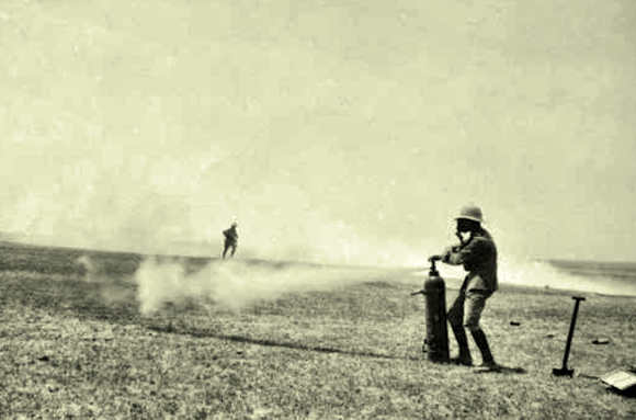 Roads to the Great War: The Emergence of Phosgene Gas