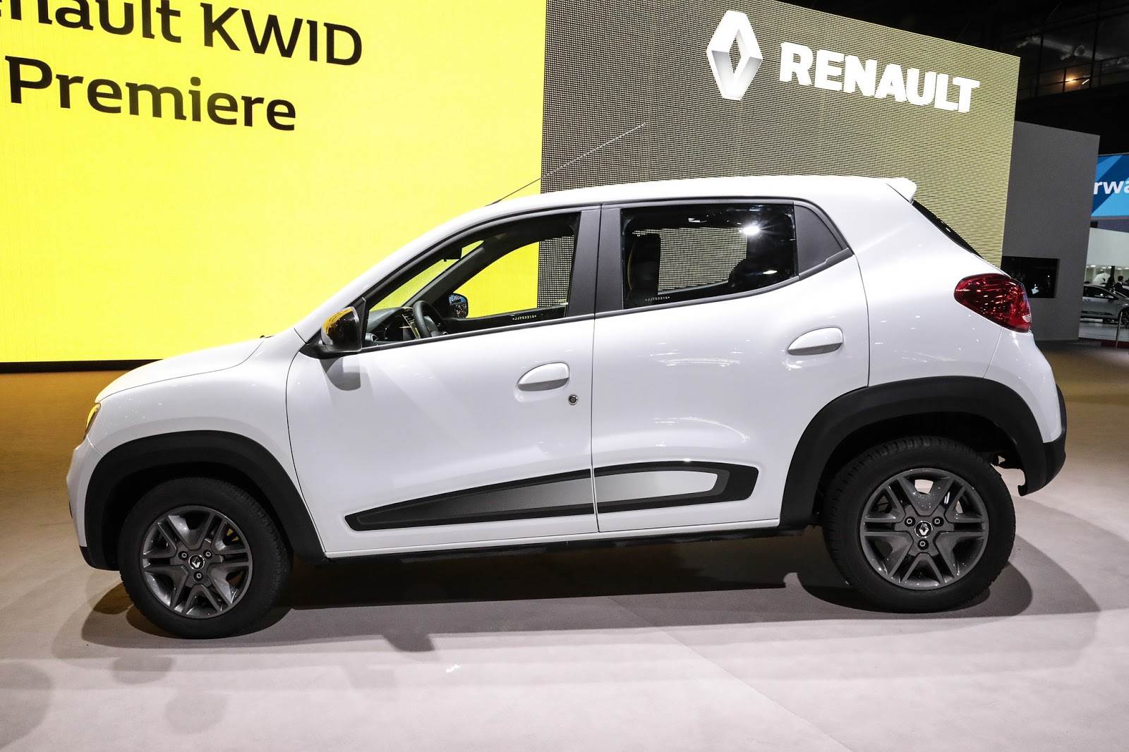 Renault Kwid: confira a lista detalhada de equipamentos, cores e preços