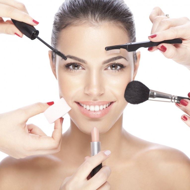 Maquillaje y cuidado.