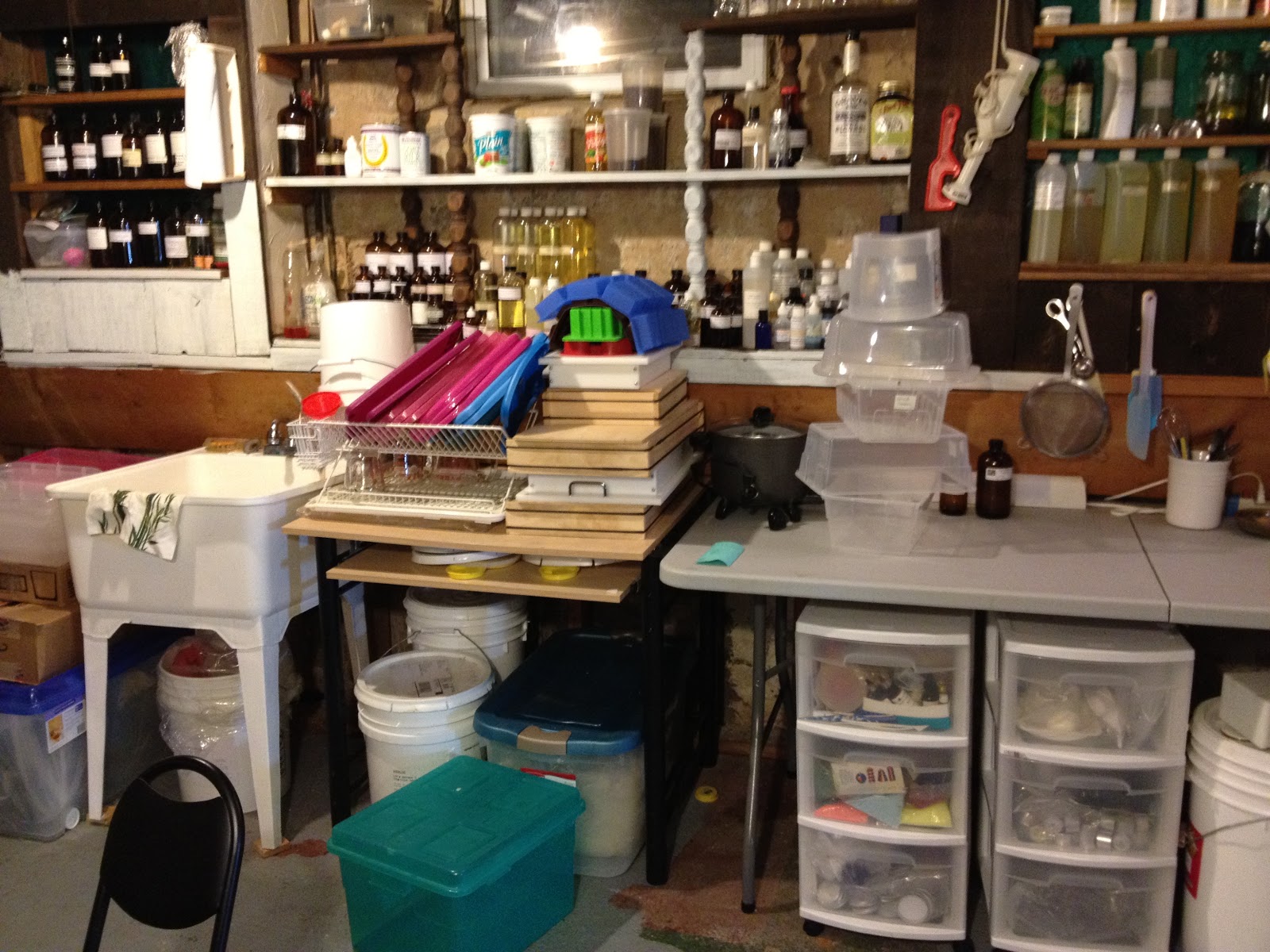 vitae essentia: Soap studio tour