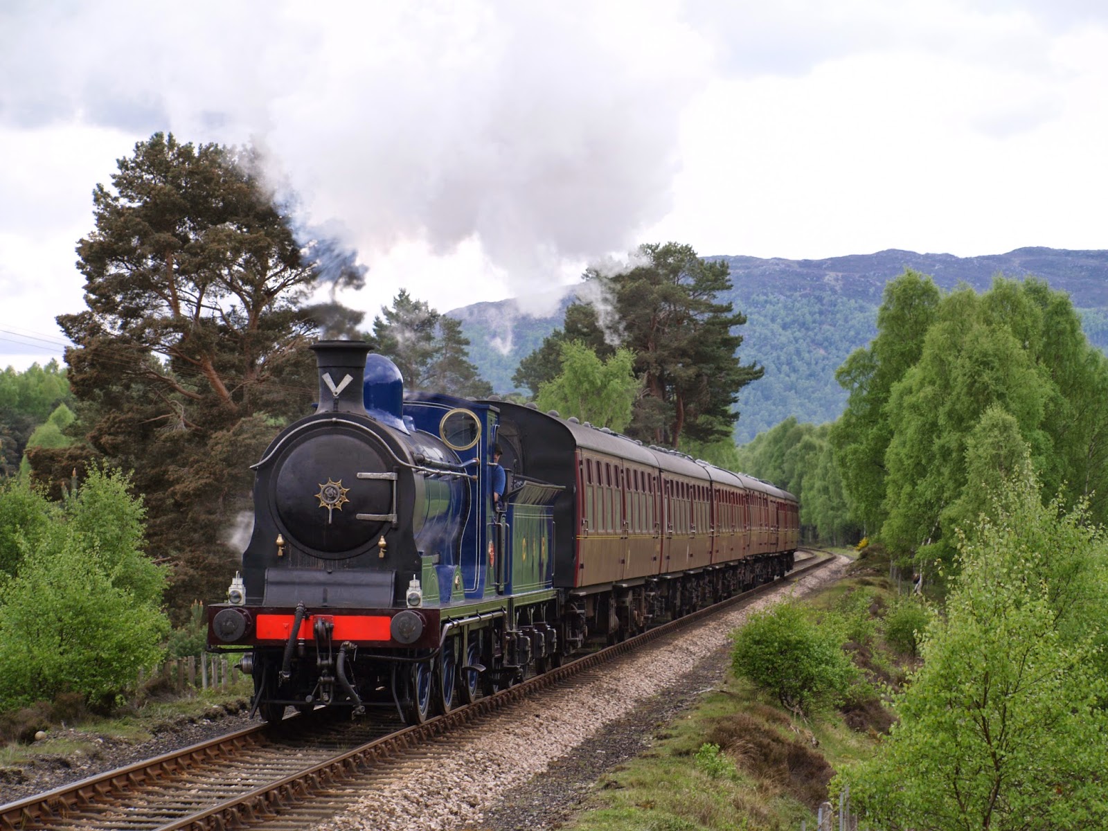 On Track at the Strathspey Railway: May 2014