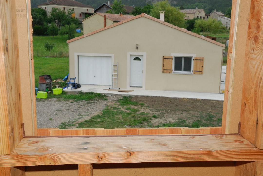 paille en diois: 1ere semaine paille / fenêtres