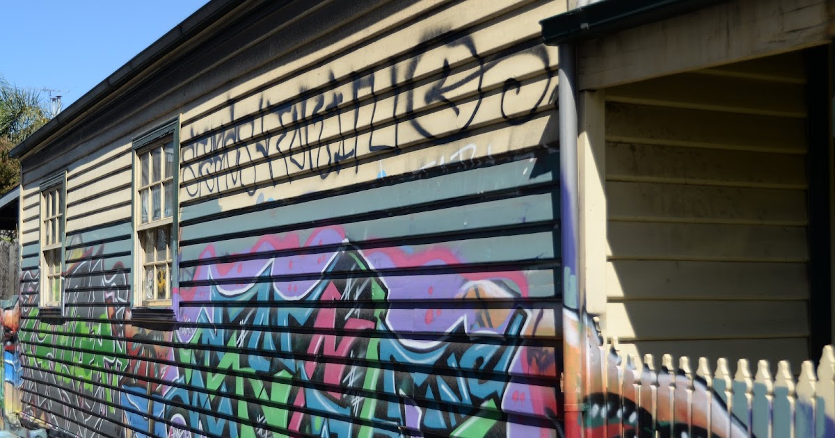 Tofu Photography: Graffiti on the side of a wooden building in Fitzroy ...