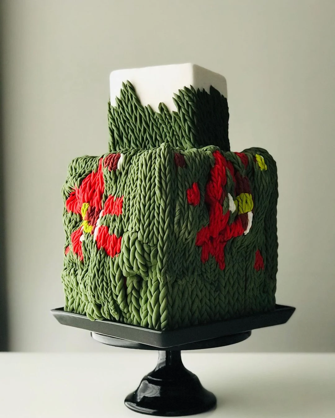 Artistic textured cake designs by Albena Petrova. | Melody Jacob