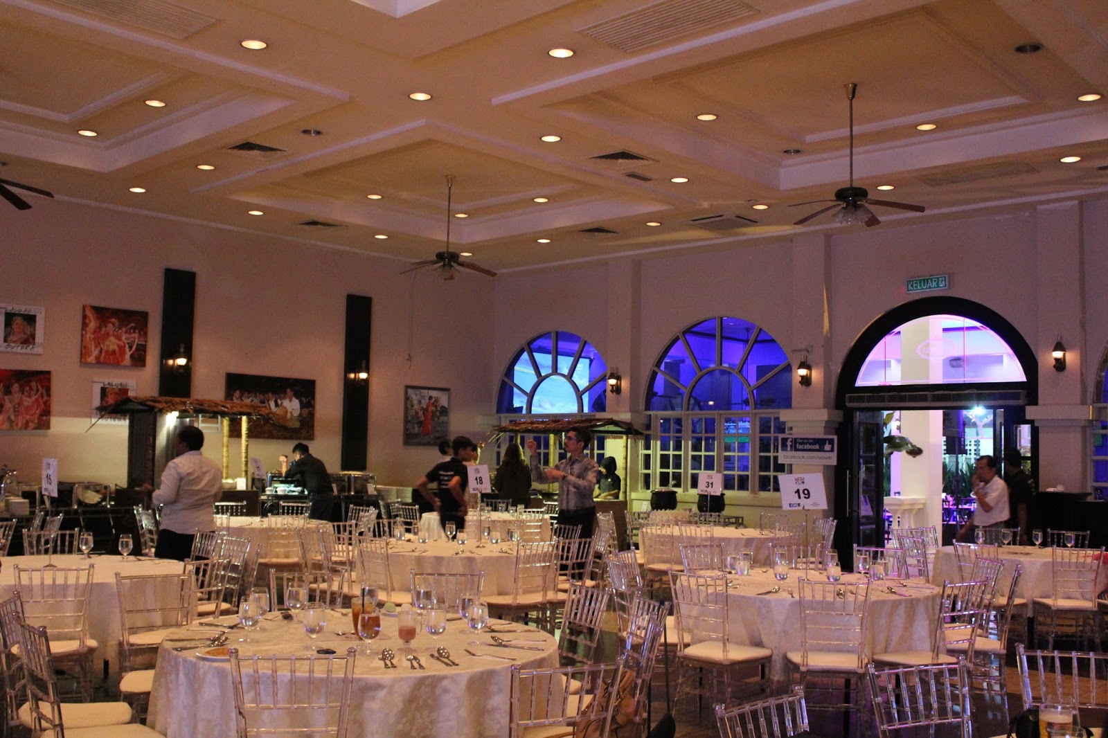 WOW KL! International Buffet with Culture Show at Saloma Theatre ...