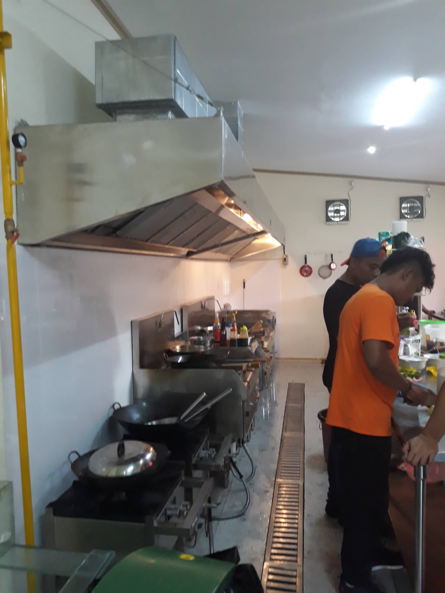KONSULTAN RESTORAN, PERALATAN DAPUR RESTORAN, INSTALASI HOOD DUCTING ...