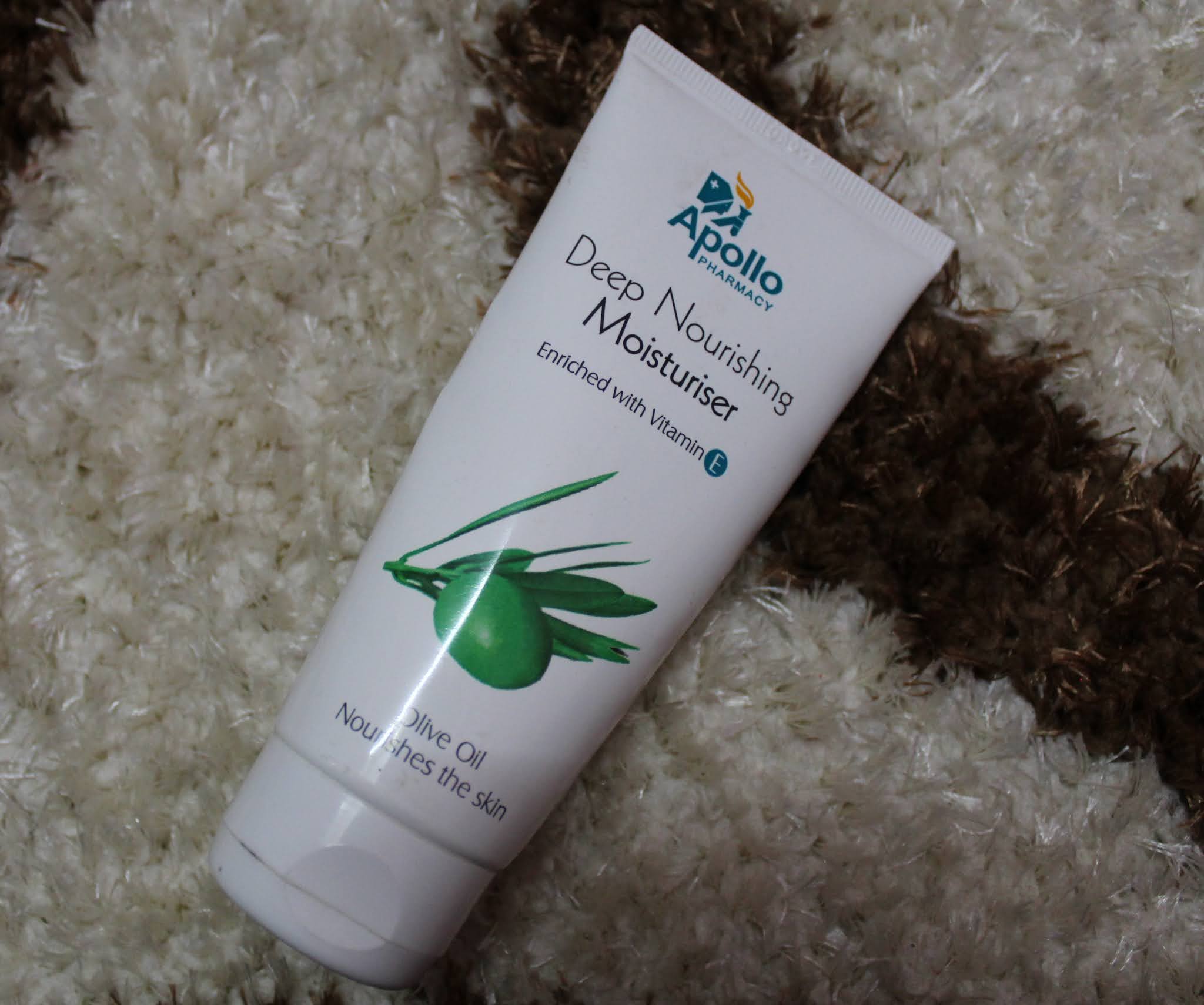 Apollo Pharmacy Deep Nourishing Moisturizer Review | Stay Beautiful ...