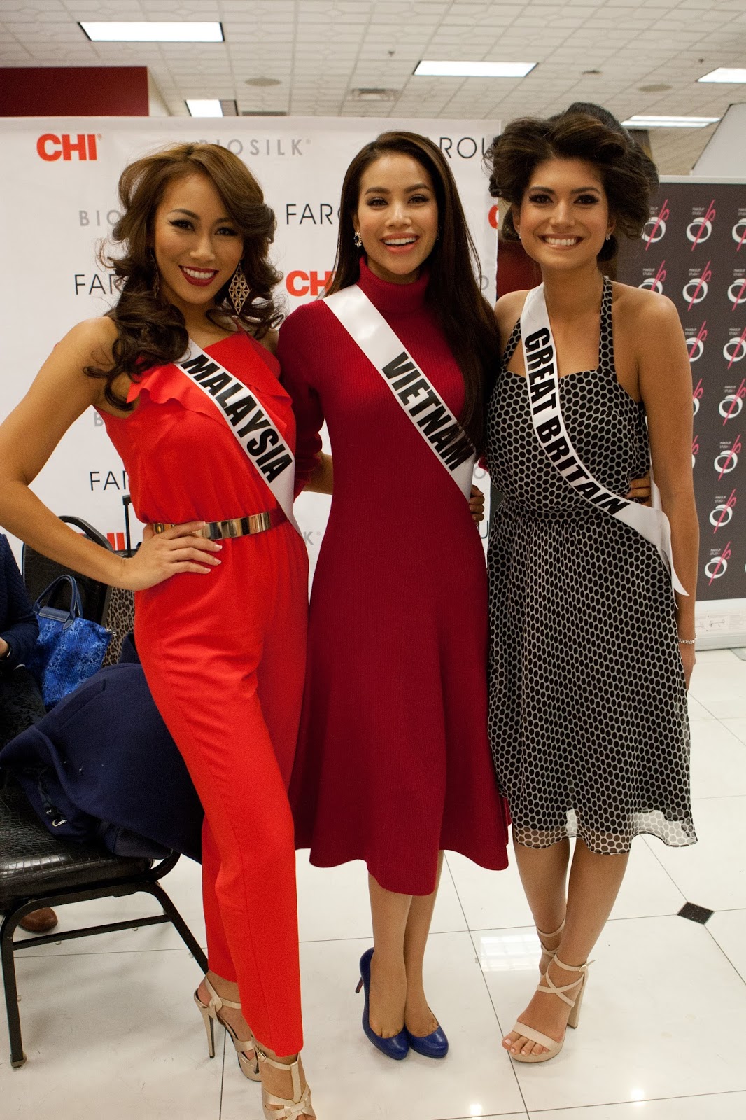 Meja Rasa KK (Blog): MISS UNIVERSE MALAYSIA VANESSA TEVI KUMARES TAKES ...