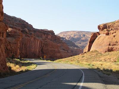 To Behold the Beauty: 10/1/11 - 11/1/11