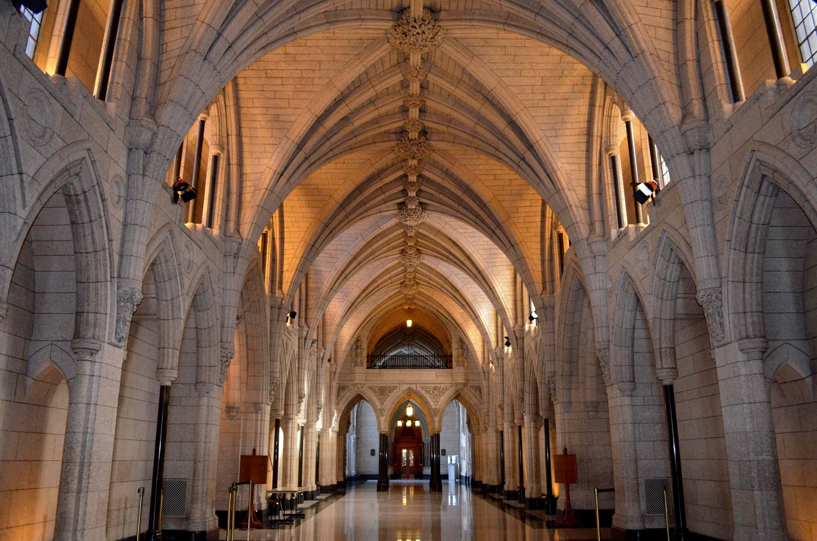 Parliament Hill: Inside and Out — Bisous des Caribous