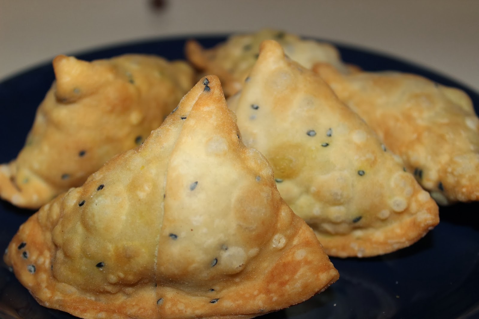 Authentic Curry: Samosa or Singada