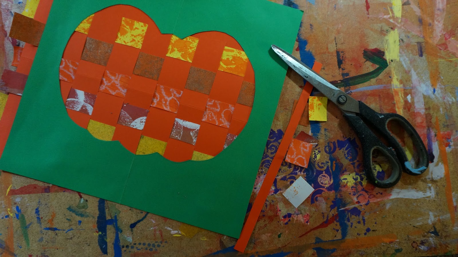 that artist woman: Fall Weaving with Grade 1