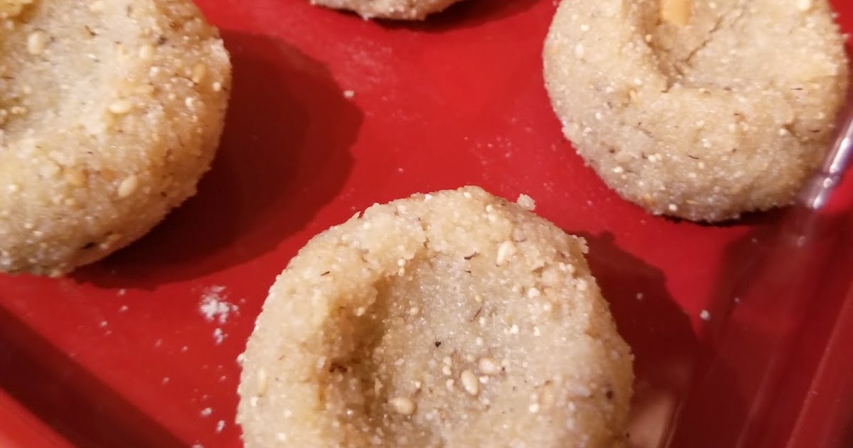 Sattvaa: Akki tambittu (sweet treat with rice) - a very simple offering ...