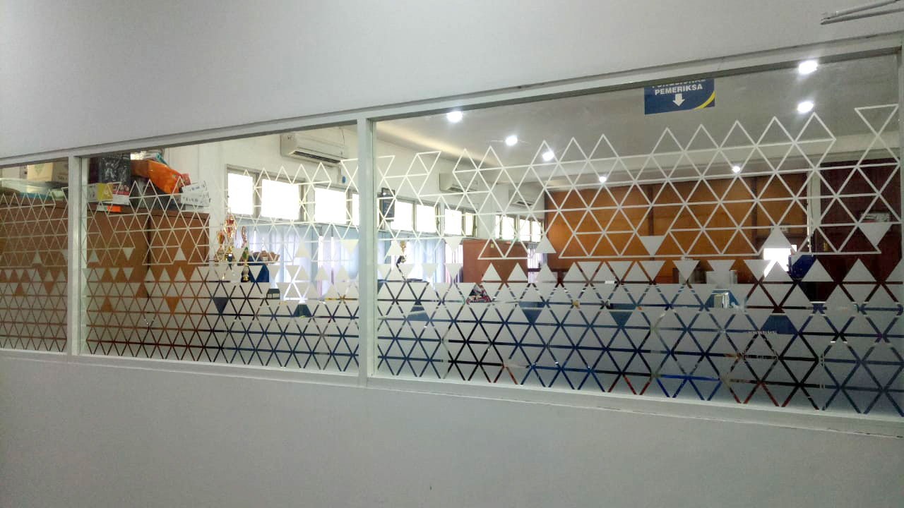 Cutting Sticker Sandblast Semarang