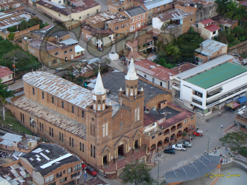 FOTOGRAFÍA AÉREA DE COLOMBIA: Arbeláez - Cundinamarca