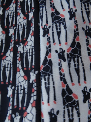 Coco's Loft: New Look 6323 Tunic full of giraffes...