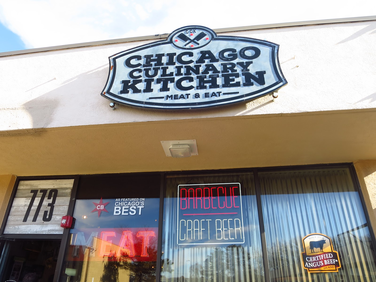 Smokin' Chokin' and Chowing with the King: Chicago Culinary Kitchen