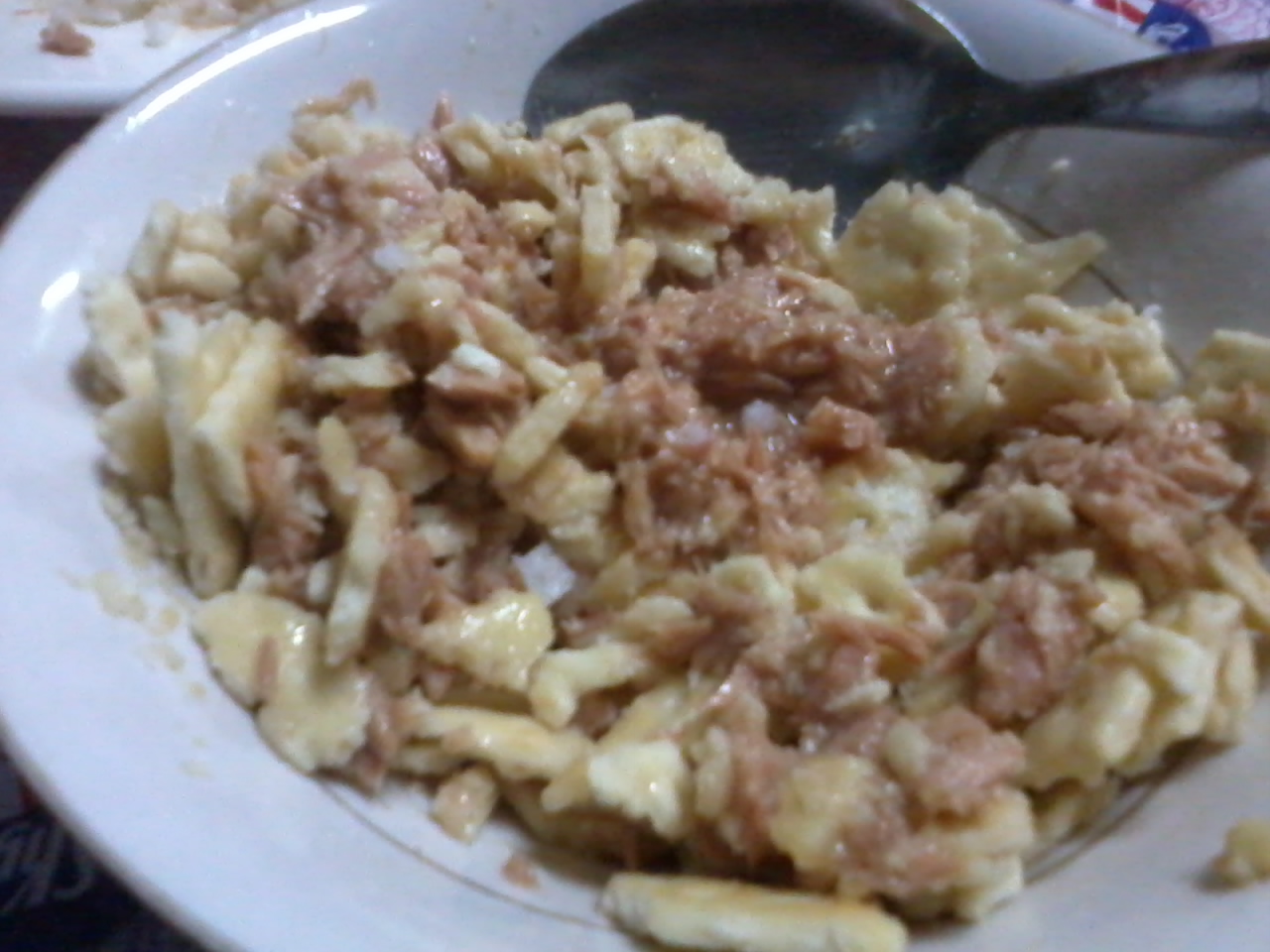 Skyflakes with Tuna | celebraTINg exisTENce