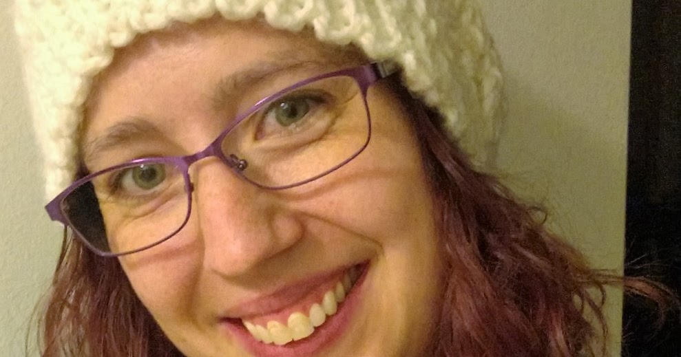 Erin's Crafty Endeavors: Super soft textured poof ball hat