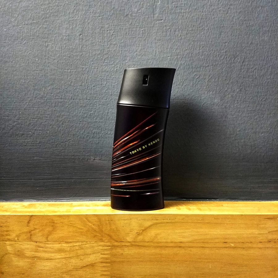 All about the Fragrance Reviews : Review: Kenzo - Tokyo