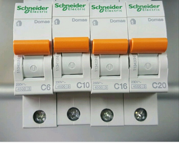 Fungsi Sekring Rumah