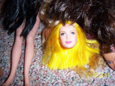 My Barbie World: Headless Barbies