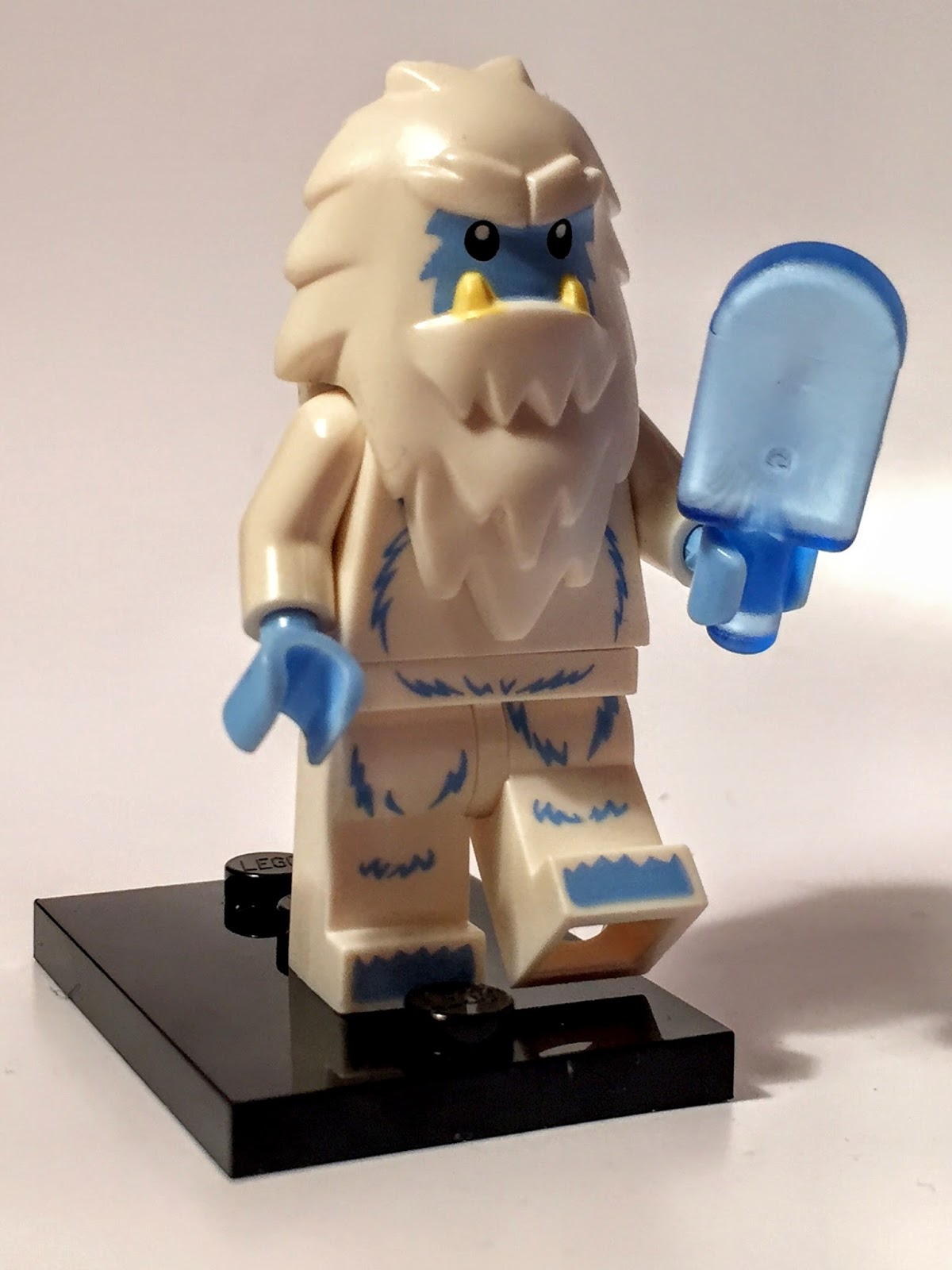 Lego Minifigure pictures: Lego Minifigure Series 11 Yeti
