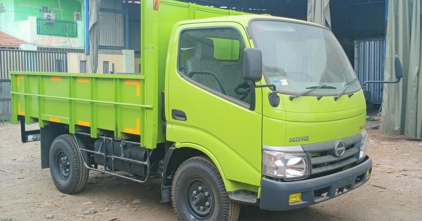 Baru Truk Engkel Hino Dutro