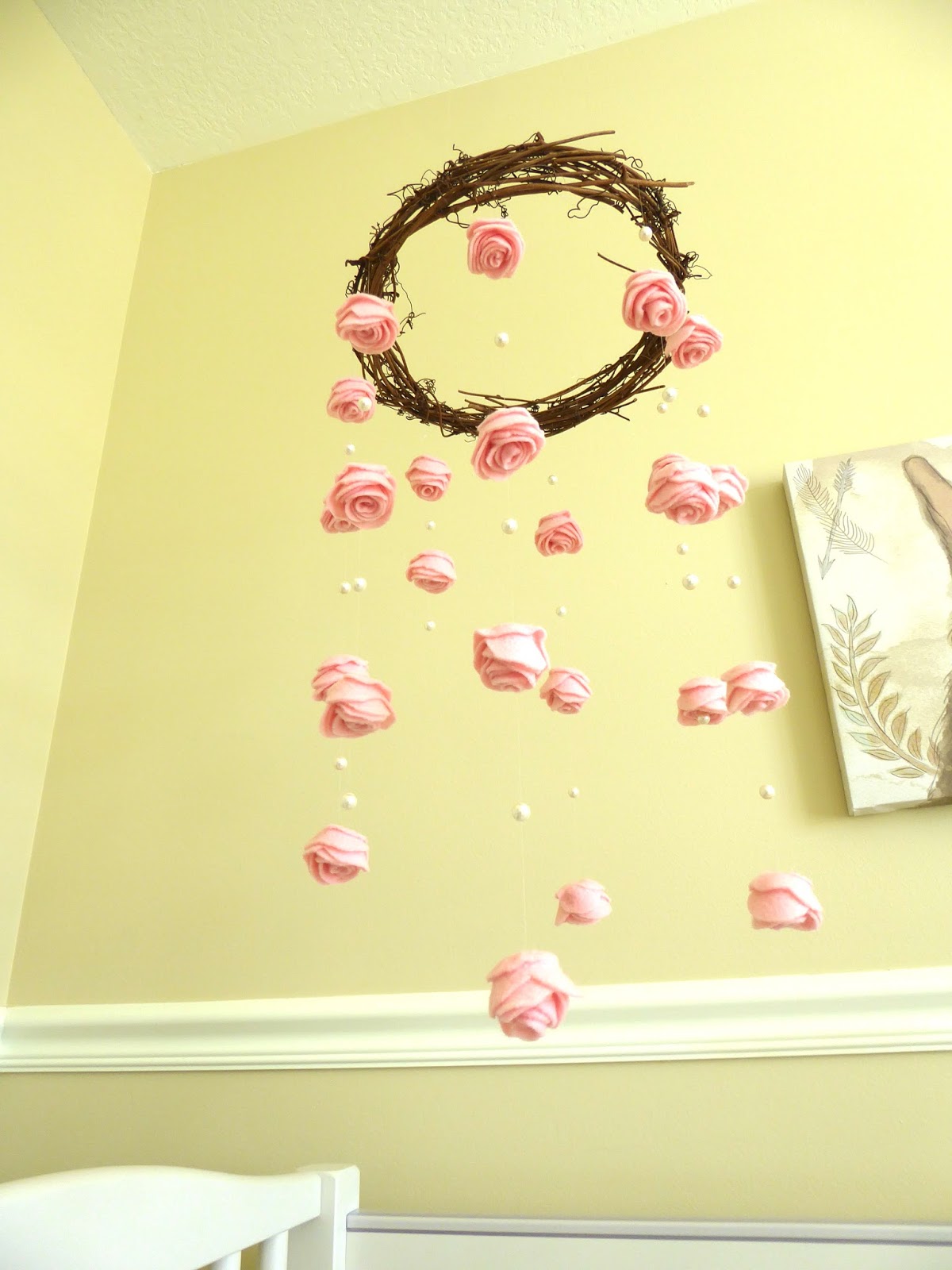 Living the Hawkes Life: DIY Flower Nursery Mobile