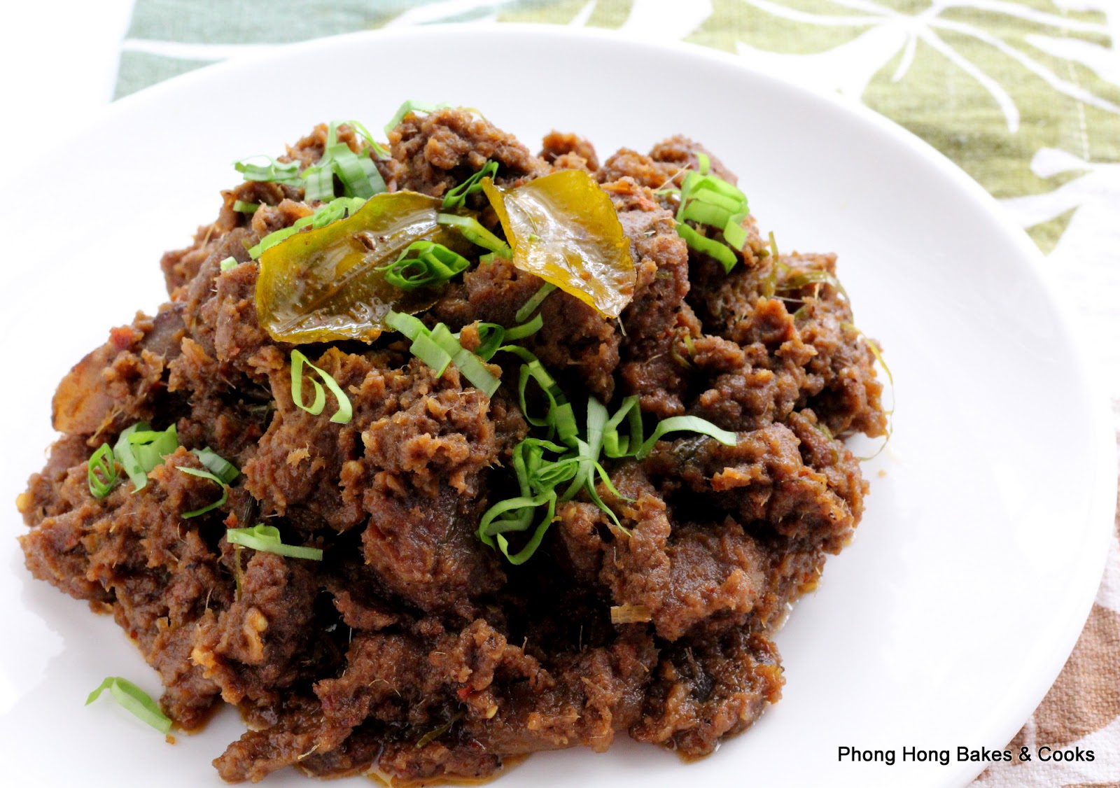 Phong Hong Bakes and Cooks!: My Two Day Rendang Tok