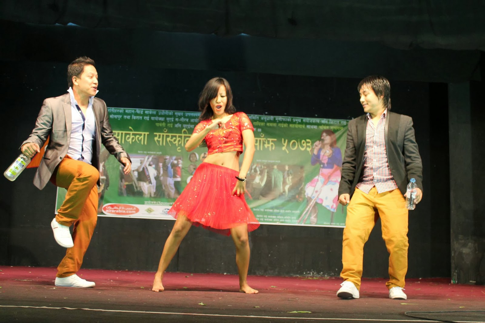 Sakela Udhauli 2013: Sakela Dance pictures second-Kirat Rai yayokkha uae